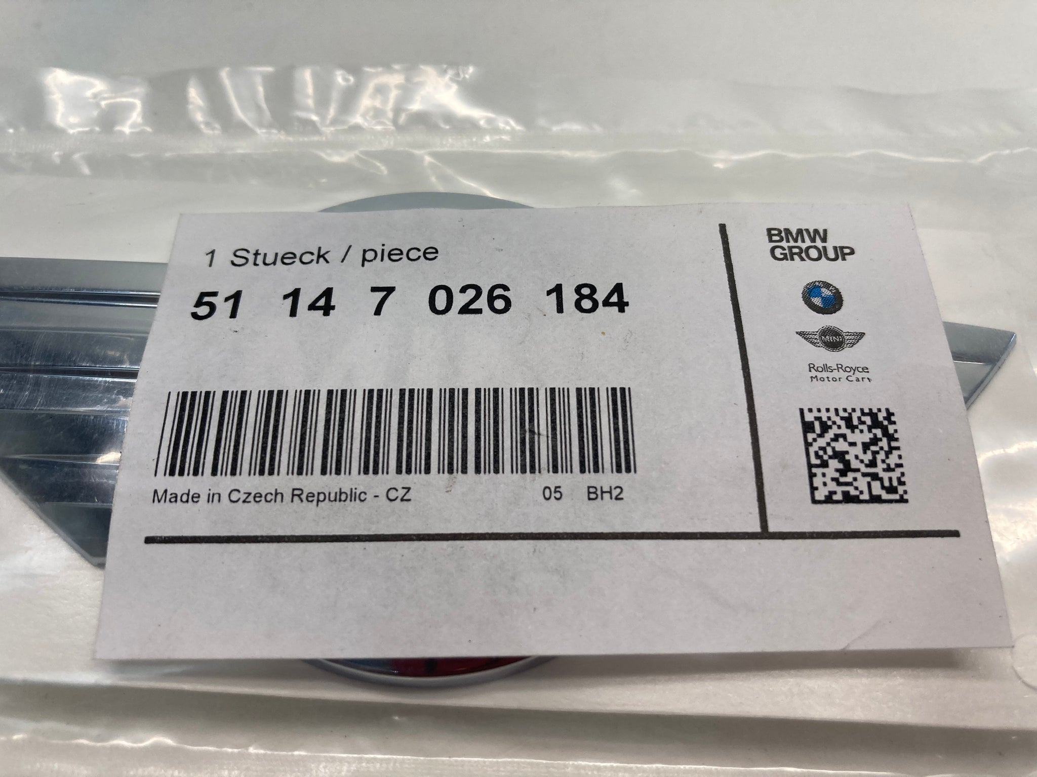 Mini Cooper Base Front Hood Emblem NEW 51147026184 02-08 R50 R52 ...