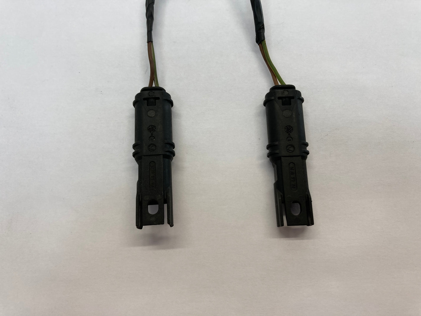 Mini Cooper Heated Washer Spray Nozzles Wire 61662755722 02-16 R5x ...